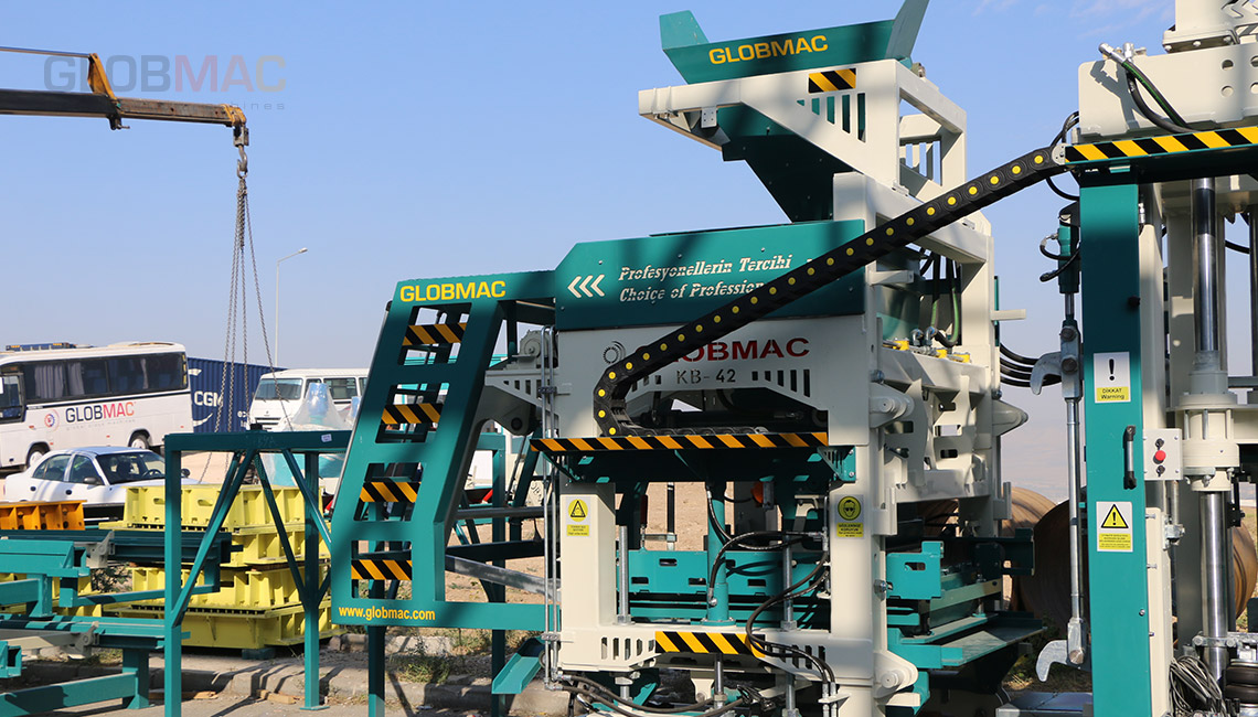 Interlocking Paving Stone Machine - Pumice Machine - Globmac